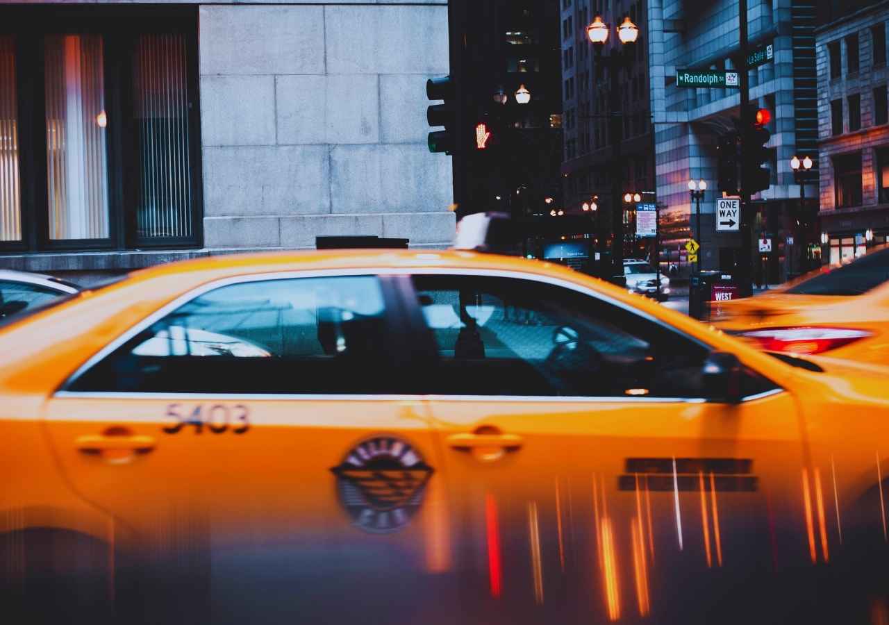 Woking Taxi : Reliable Rides with Professional Drivers